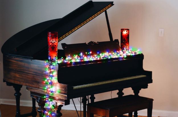 LED Twinkling Cluster Rice Light Set - 768 Multi Color Lights On Green ...